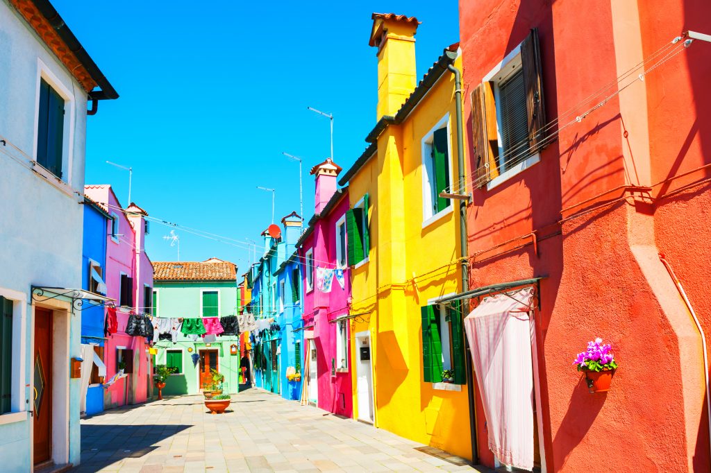 7 Of The World's Most Vibrant, Colorful Neighborhoods - Trip Jaunt ...