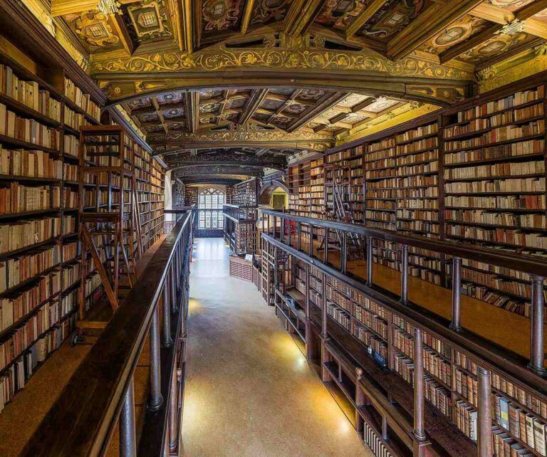 The World’s Most Stunning Historic Libraries Worth Visiting - Trip ...